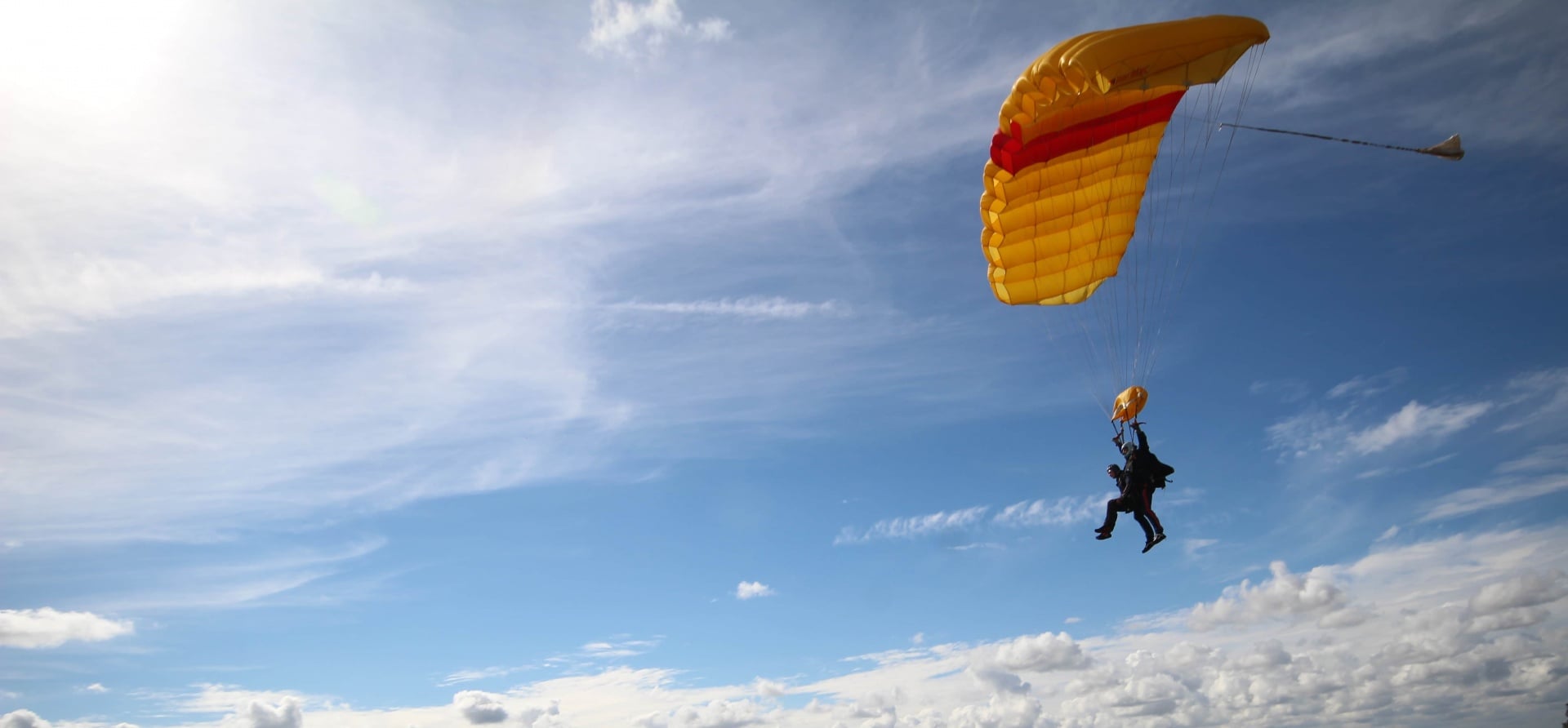 Army Parachutist Survives 5,000 Foot Jump That Goes Wrong - AIB Insurance